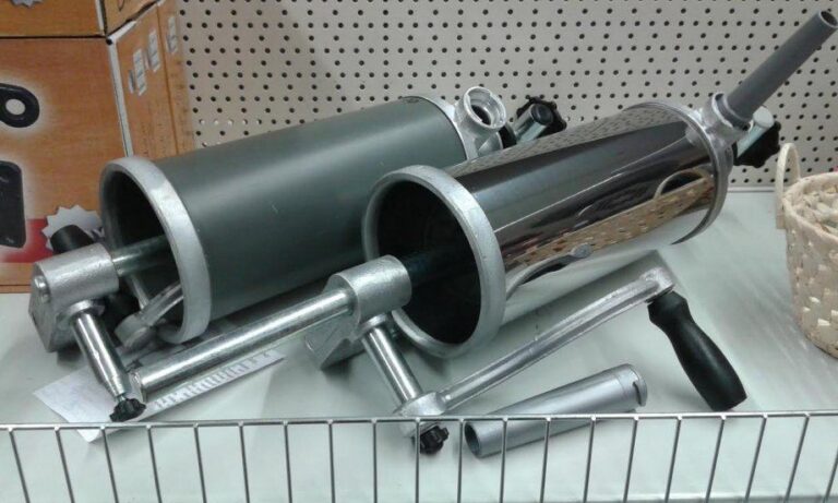 Punilica ili top za kobasice 4,5kg inox - Punilica je namijenjena za ...